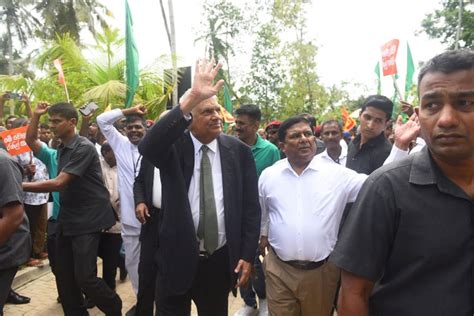 රනිල් ජනපතිවරණයට එන බව රුවන් නිවේදනය කරයි Lankadeepa Online