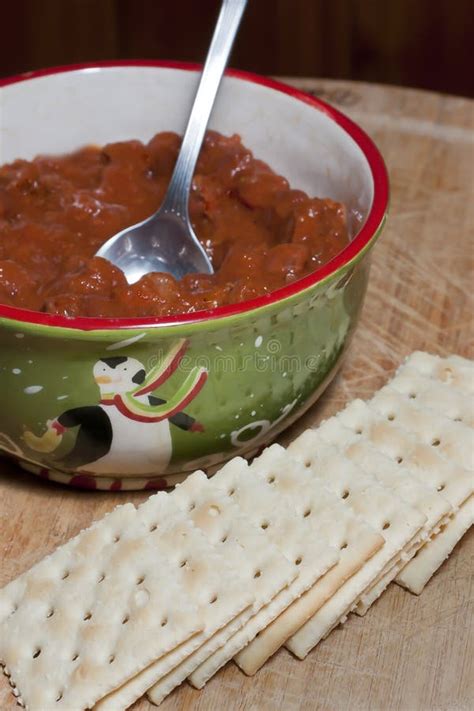 Paprika Und Cracker Stockfoto Bild 50489050
