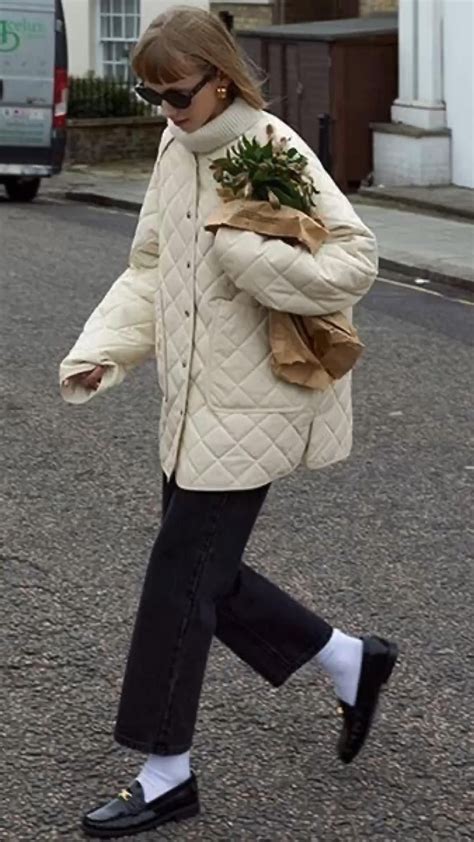 Pregnant Elsa Hosk Keeps Her Baby Bump Under Wraps Artofit