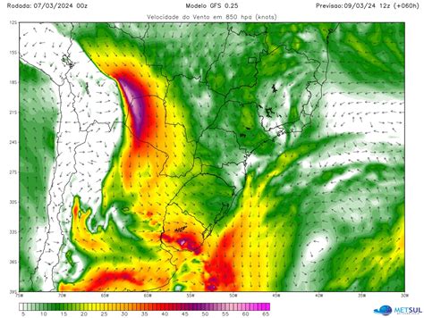 Onda de tempestades provocará chuva forte e temporais vendavais