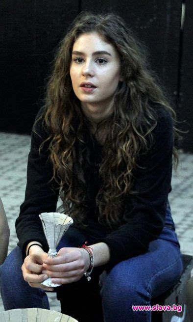 Дъщерята на Румен Радев проговори за личния си живот Slava Bg