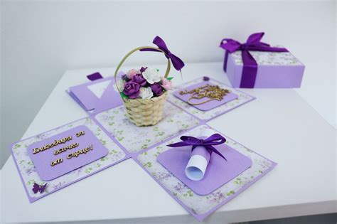 Експлодиращи кутии Кутии изненади С панделка отгоре Работилница