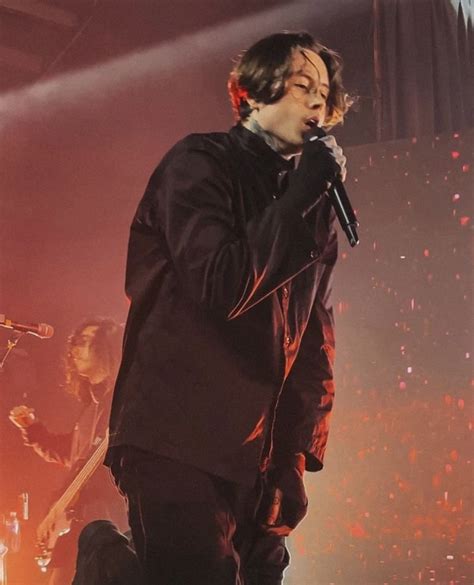 Pin By Lisova On Bad Omens Perfect People Pretty Men Band Pictures