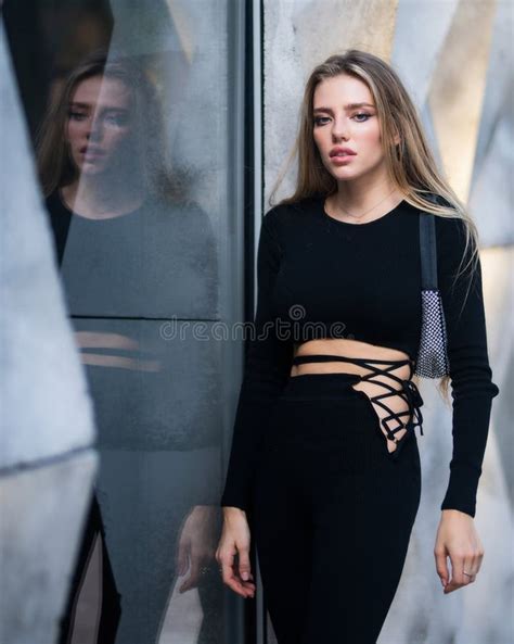 Sensual Girl Outdoor Portrait Fashion Model Portrait Beautiful Young