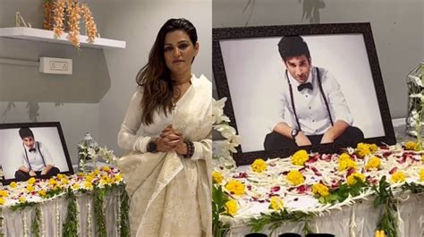 Sushant Singh Rajputs Sister Shweta Singh Gets Emotional On Late