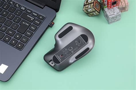 Chu T Kh Ng D Y Logitech Mx Master En Gi R Ch Nh H Ng