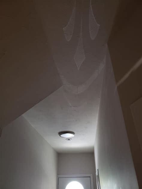 The Way The Light Shines Through The Door Rmildlyinteresting