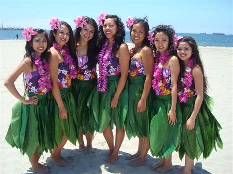 Pin By Somnath Banerjee On Flower Crowns Hawaiian Hula Dance