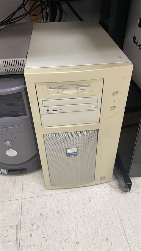 One Of My Schools Old Servers It Has A Second Slot So I Can Run Dual