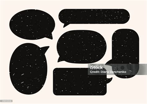 다양한 모양의 말풍선 세트입니다 크레용 통신 프레임 흑인과 백인 낙서 스타일의 텍스트 상자입니다 대화 구름 그런 지 질감의 채팅 아이콘 카드에 대 한 손으로 그린 벡터