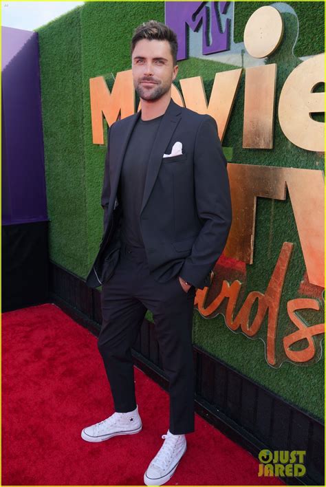 Tyler Stanaland Reveals Why Wife Brittany Snow Wont Be On Selling The