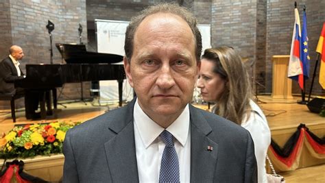 Putin Bestätigt Alexander Graf Lambsdorff Als Neuen Deutschen