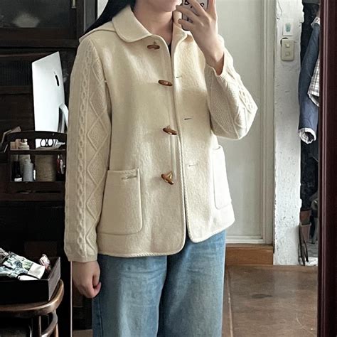 Bcbg 크림색 숏 더플코트 후루츠패밀리