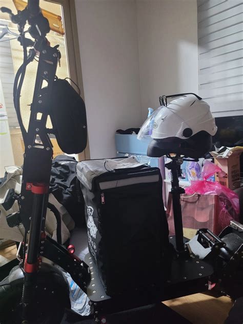 산지얼마안되었는데 계기판이 안껴 당근 중고거래
