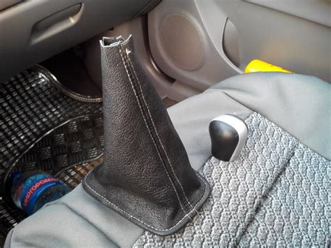 Ручка КПП ну и чехол — Nissan Almera II (N16), 1,5 л, 2003 года ...