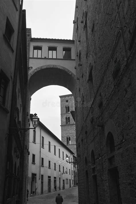 Vistas Panorámicas a La Ciudad Medieval De Volterra De La Toscana Con