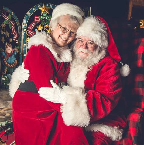 Mr And Mrs Santa Claus
