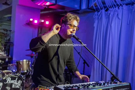 Divves The Effens At Frere Du Nord Jun 14 Photos By Mikki Simeunovich