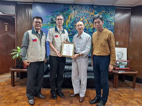財團法人陳中和翁慈善基金會善行義舉 捐助認養金，嘉惠榮民遺孤 屏東時報電子報