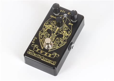 Knight School Fuzz Catalinbread Effects