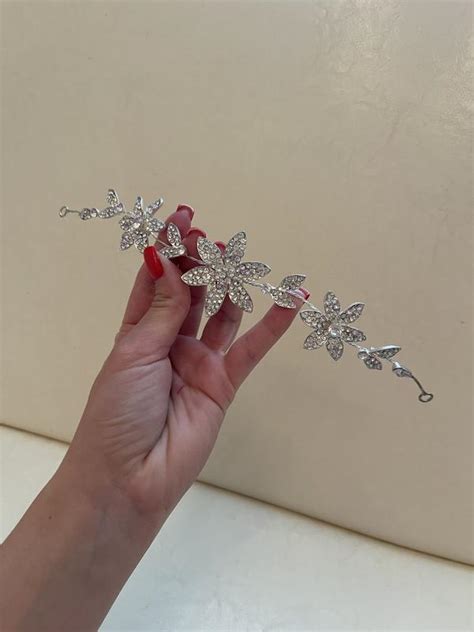 Диадема — цена 250 грн в каталоге Украшения для невесты Купить аксессуары по доступной цене на