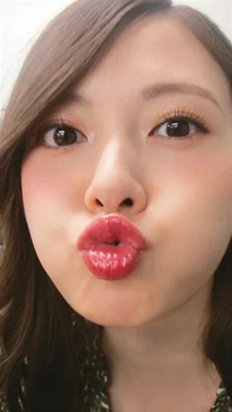 Pin By On Girls Lip Gloss Natural Lips Asian Beauty Girl