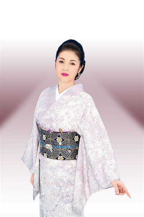 【歌の手帖2020年1月号】藤あや子「〝ふたり道〟の向こうにある、熱き胸の思い」ピンナップ・グラビアより ｜ 月刊歌の手帖 The