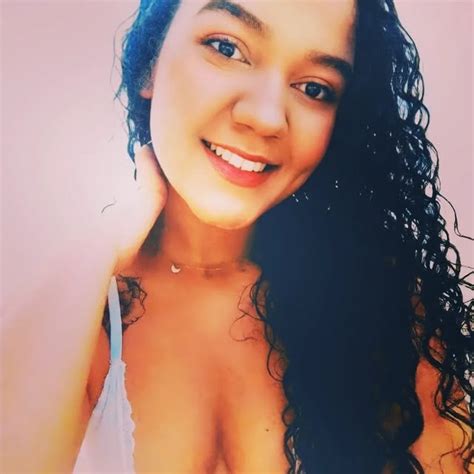 Luana Lua Valencio Threads Say More