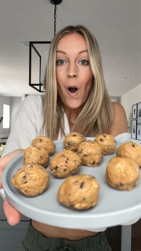 Easy Healthy Snack 😋 Easy Snacks Healthy Snacks Recipes Healthy