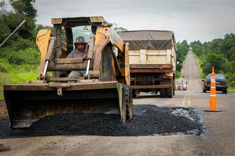 Vialidad Desarrolla Tareas De Mantenimiento En La Ruta Provincial 4