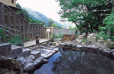 温泉 中の湯温泉旅館公式ホームページ｜上高地で通年営業の温泉旅館｜日本の秘湯を守る会会員