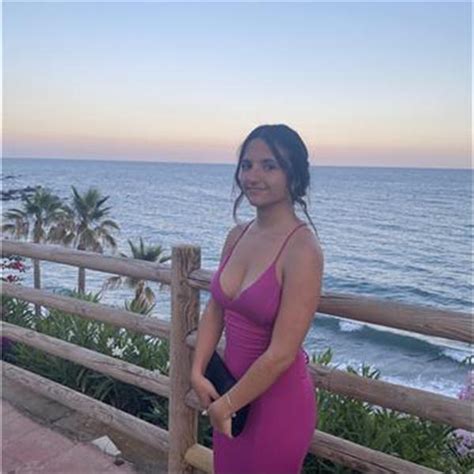 Chica Joven Con Muchas Ganas De Enseñar Mi Sueño Es Ser Maestra