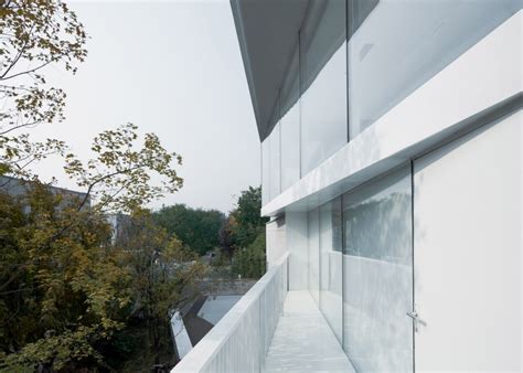 Remix Studios Shunyi House Extension Has Louvred Cladding Remix Studios Shunyi House Extension Has Louvred Cladding