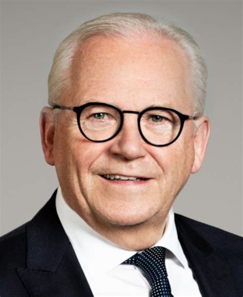 Unternehmen Cgre Ag Investitionsmöglichkeit In Deutsche Immobilien