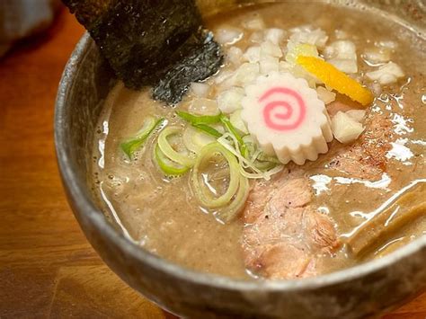 『魚介豚骨らーめん』豚骨らーめん れんのレビュー ラーメンデータベース