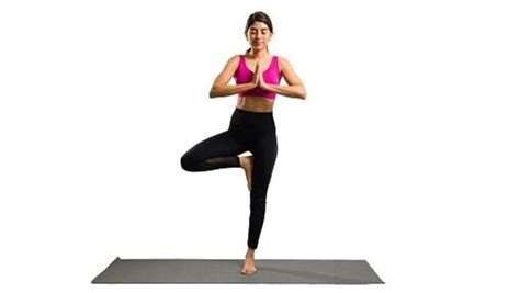 Yoga Mantra नित्यनेमानं करा हे योगासन म्हातारपणात मिळेल गुडघेदुखी