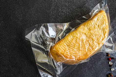 煙熏窗格或帕尼爾乳酪美味的乳製品chhena Chhana 酮或古功能表概念背景頂部視圖複製空間 照片檔及更多 上衣 照片 Istock