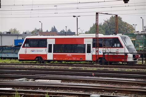 KW SA105-001 26.09.2022 | SA105-001 is seen stabled in the y… | Flickr