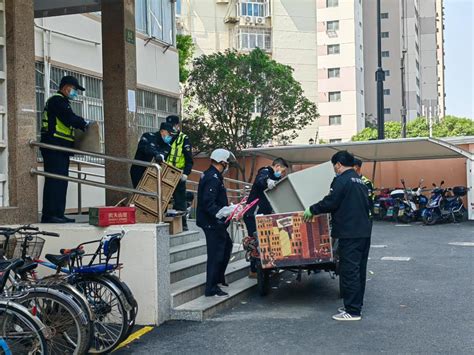 社区环境“内外兼修”，在家门口传递文明新风｜美丽楼道澎湃号·政务澎湃新闻 The Paper
