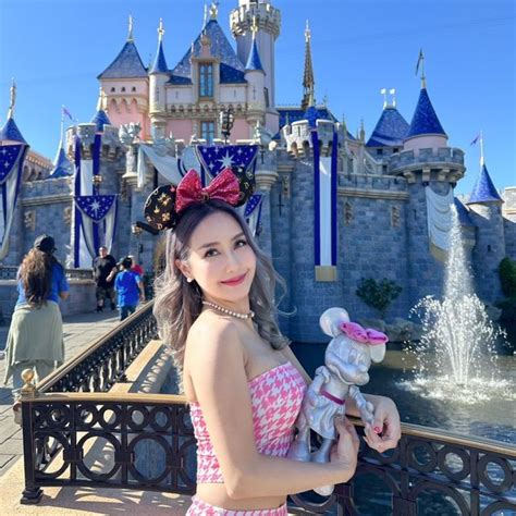 Charita K Daisy Beebie On Threads