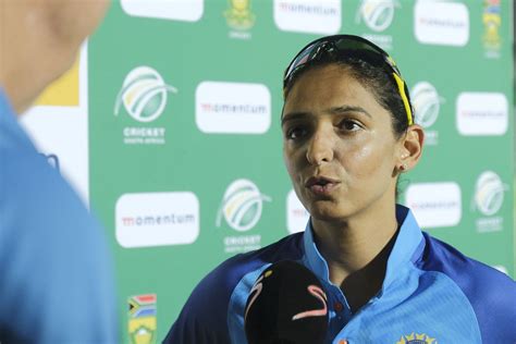 Guj W Vs Mi W Dream11 Prediction Fantasy Cricket Tips Todays Playing