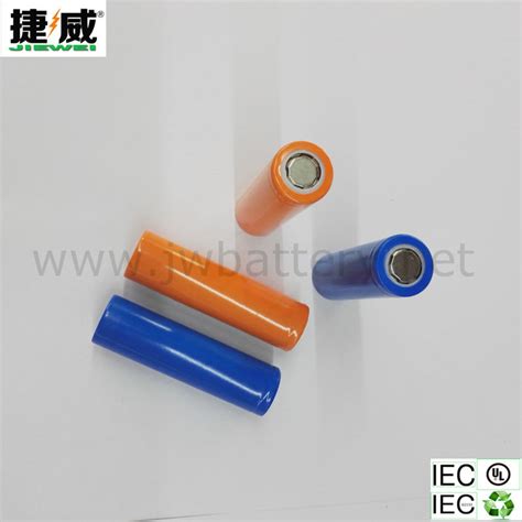 Icr 18650 2000mAh 3 7V Rechargeable Li Ion Battery Battery China Li