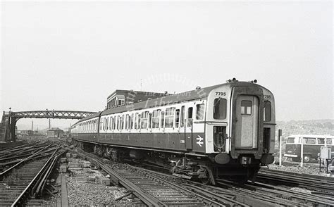 The Transport Library British Rail Electric Multiple Unit Class 423