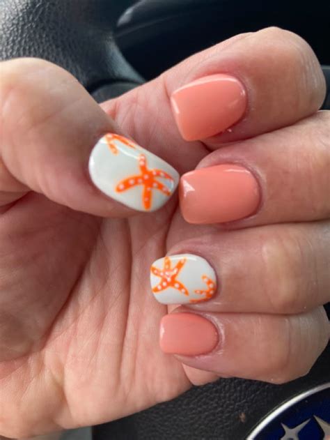 Pin By Michele Horn On Nails Beach Nails Summery Nails Beach Gel Nails