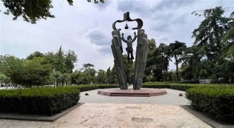 როგორ წერდა კავკასიელი ხალხი ქართული ანბანით 14 აპრილს დედაენის დღეა