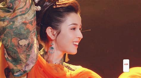 4千年一遇美女中美女！哈妮克孜威脅迪麗熱巴地位