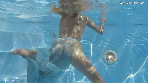 Naked Finnish Blonde Tattooed Mermaid Mimi Underwater XNXX