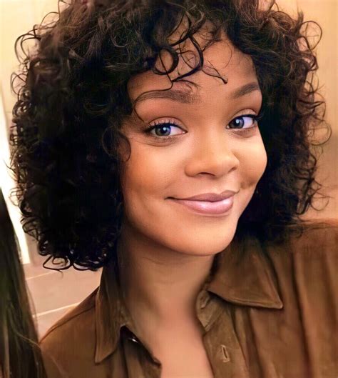 Rihanna Natural Hair Texture