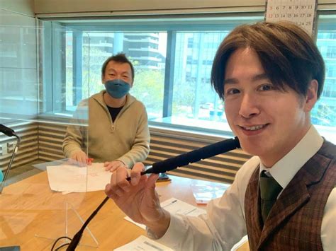 たけるさんのインスタグラム写真 たけるinstagram「ラジオの収録から始まった水曜日。・ ・ 調査依頼も順調に届き、嬉しい限りです