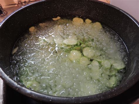 Sweet Crisp Cucumber Pickles Joy To My Heart